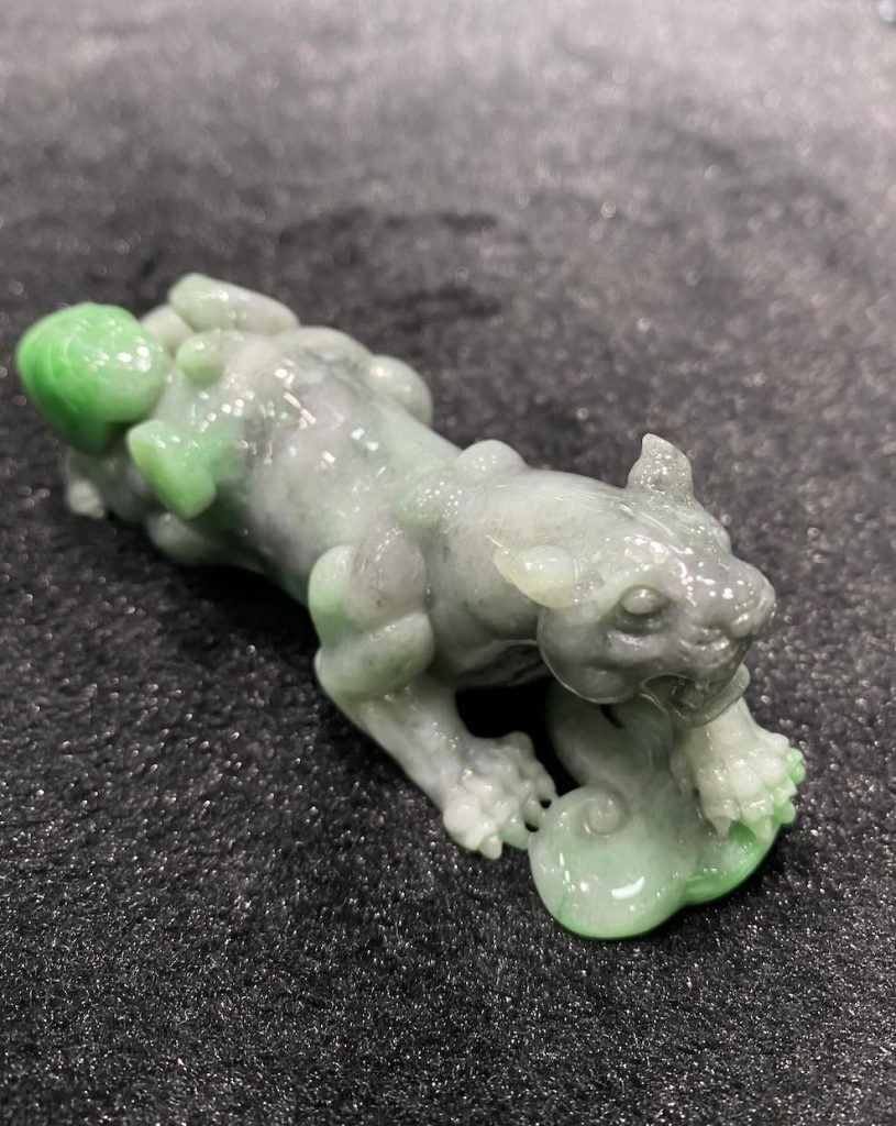 Icy translucent greyish with vibrant green leopard jadeite ornament ...