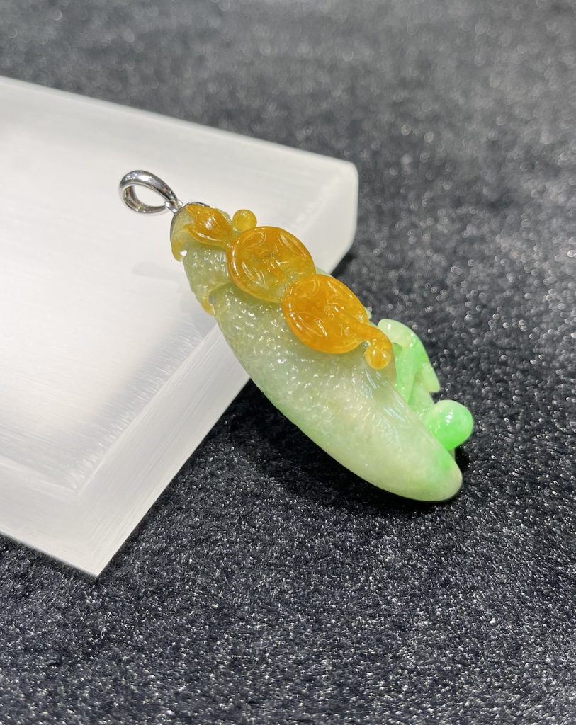 Translucent triple colour crab claw jadeite pendant[SOLD OUT] - Nanyang ...