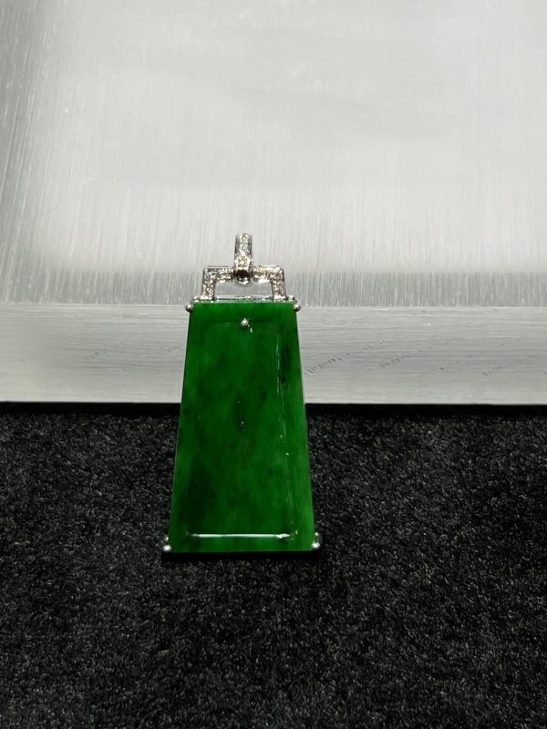 translucent vibrant dark green jadeite pendant - Nanyang Jade ...